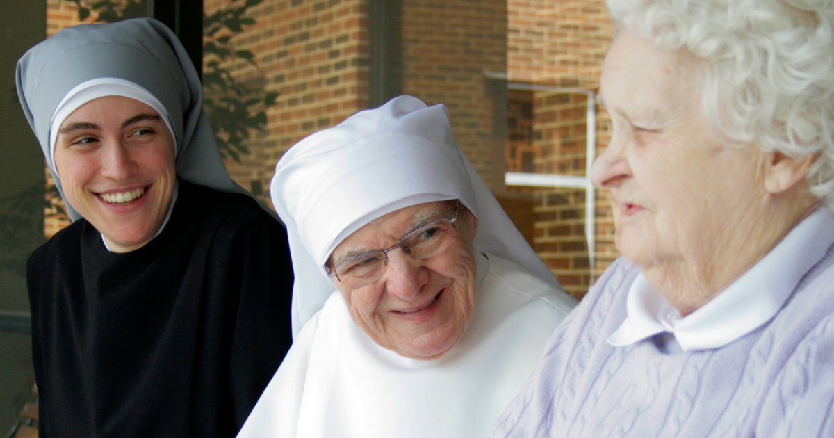 Sister Jessica Marie Ruggiero, LSP | A Nun's Life Ministry